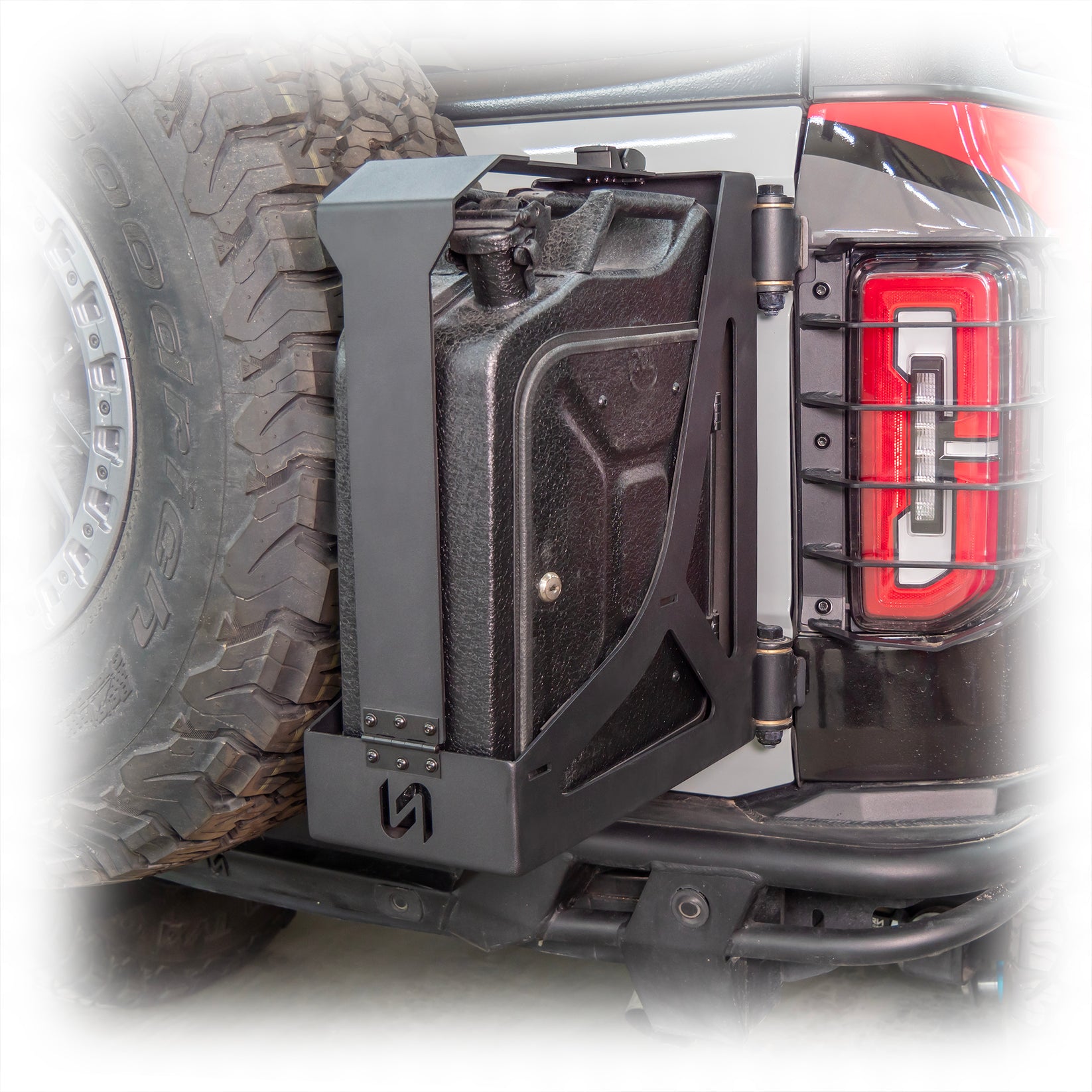 Tailgate Jerry Can Mount, 2021+ Ford Bronco