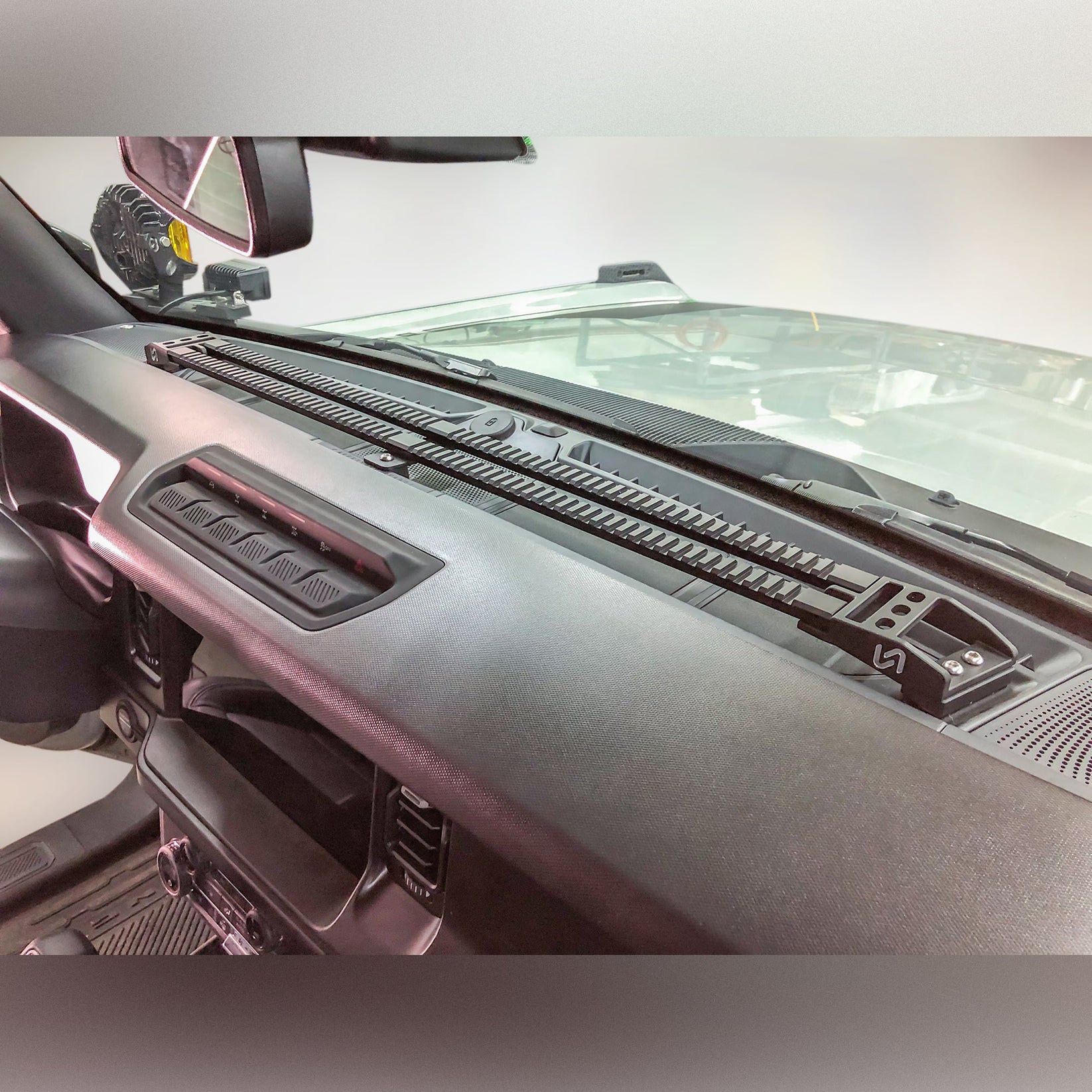 Dashboard Mount, 2021+ Ford Bronco