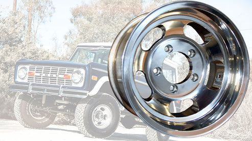 US Mags Slotted Indy Wheel, Polished Aluminum - 15x7, 5x5.5 Bolt Patte